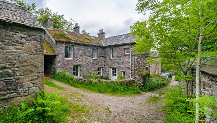 Swarthbeck Cottage: Swarthbeck Farm Holiday Cottages on the shore of ...
